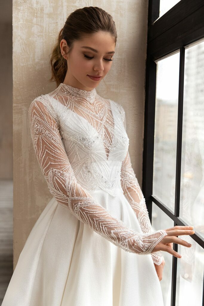 Buttons wedding dress «Amani» with detachable bolero | WONA LA