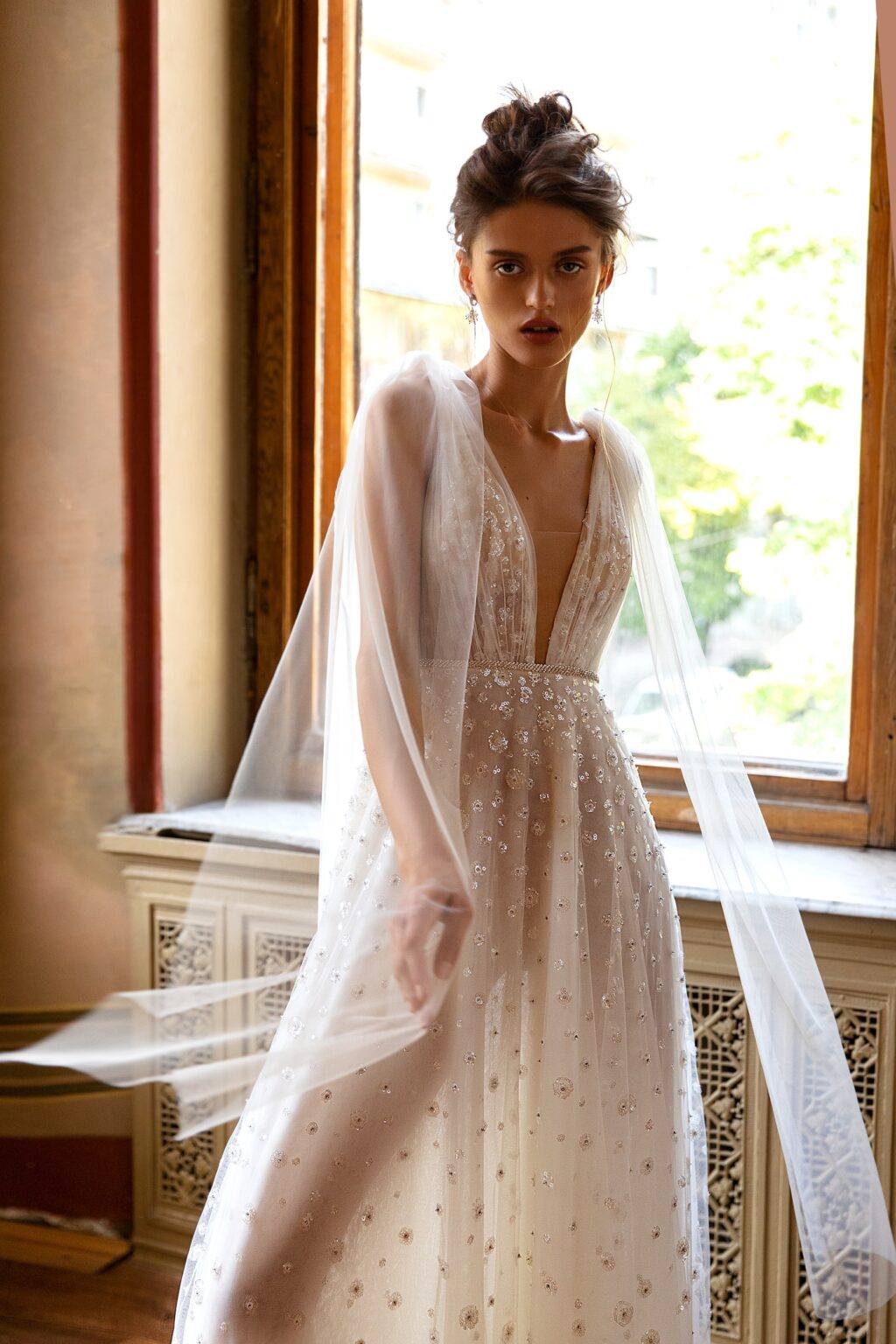 Low back wedding dress «Aqua» | WONA LA