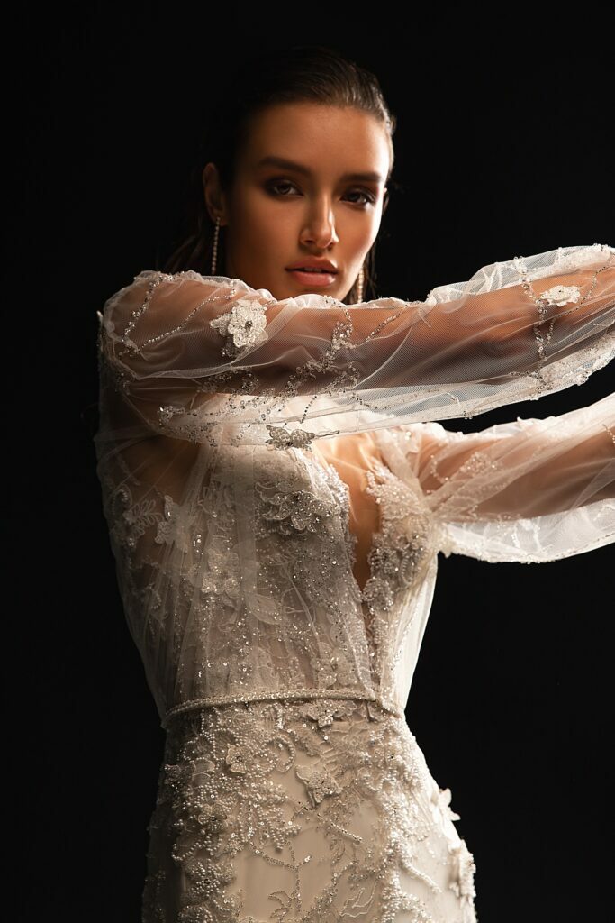 Buttons wedding dress «Geneva» with detachable bolero | WONA LA