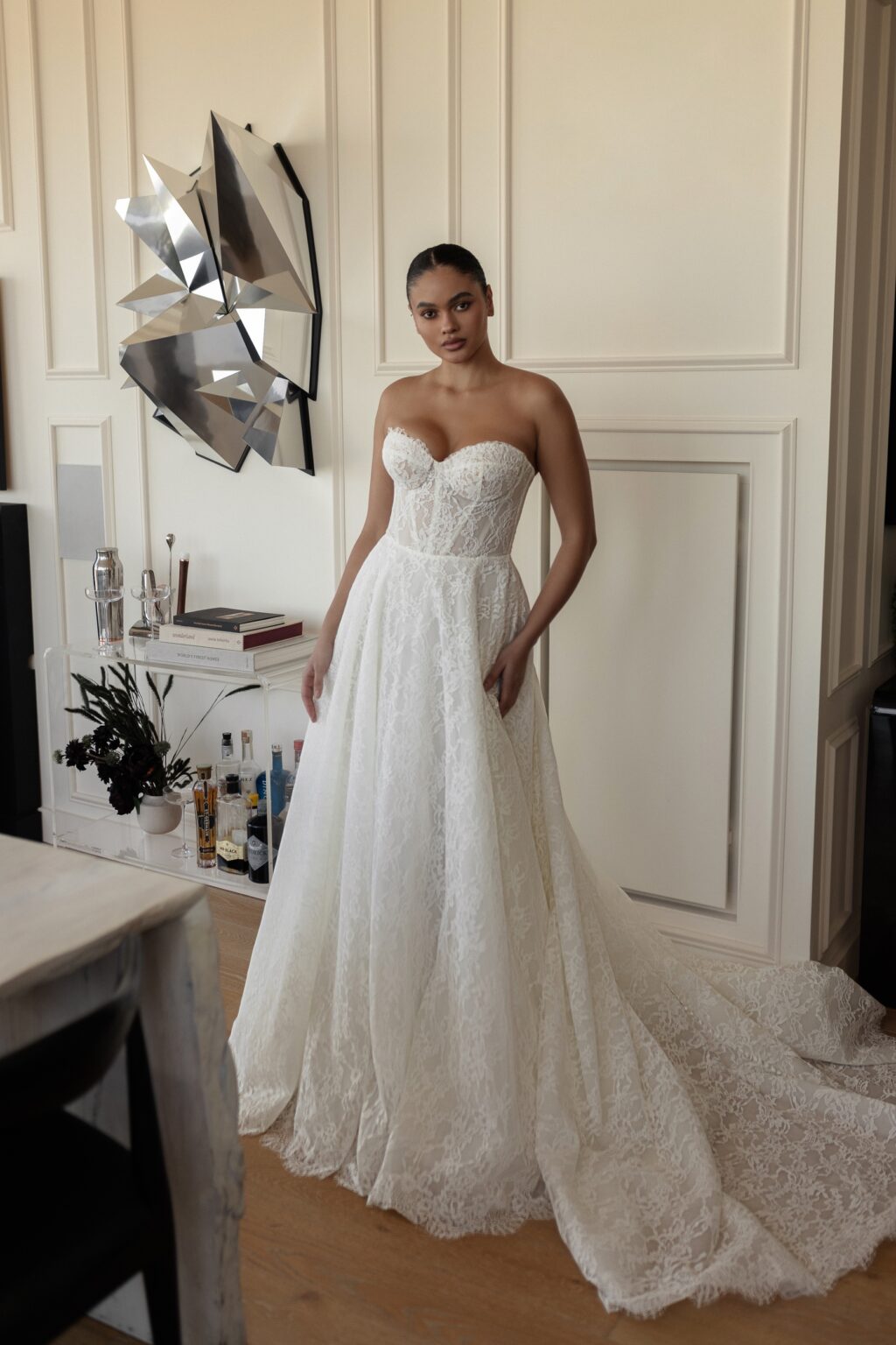 Buttons wedding dress «Marina» with detachable bolero | WONA LA