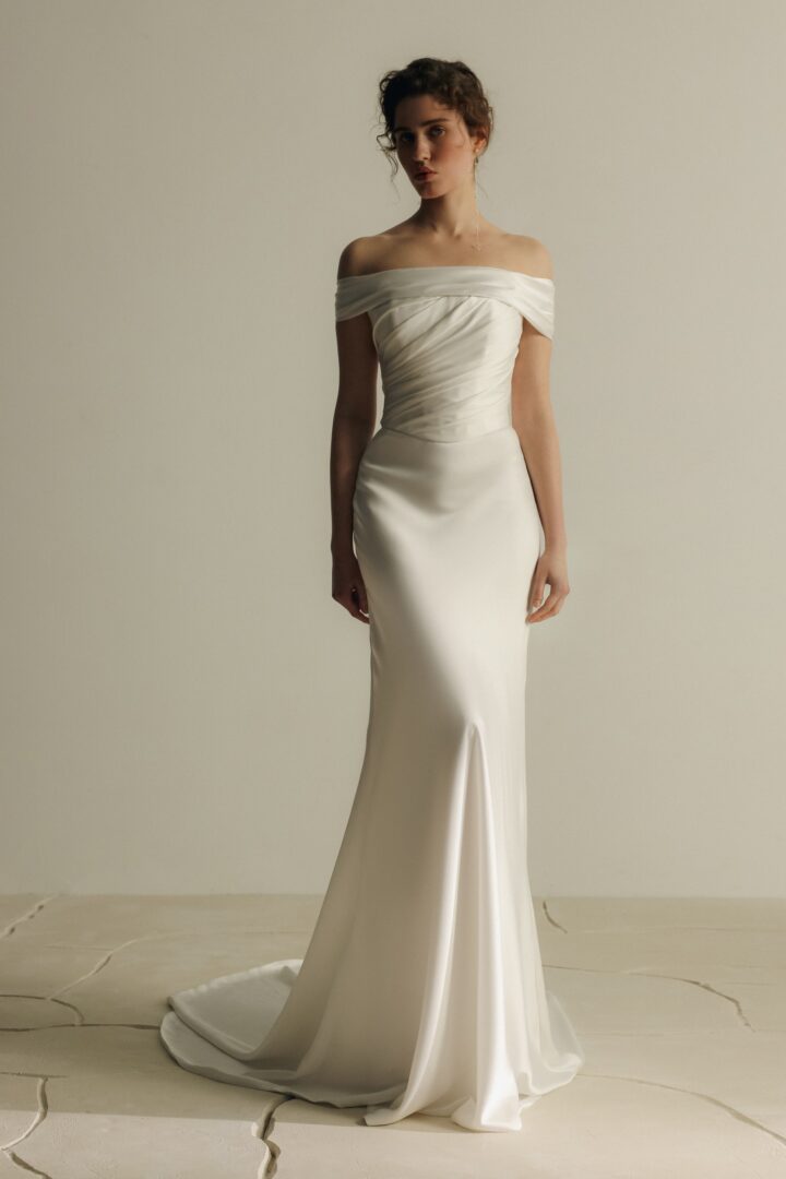 Straight wedding dress «Reef» with bow | WONA LA