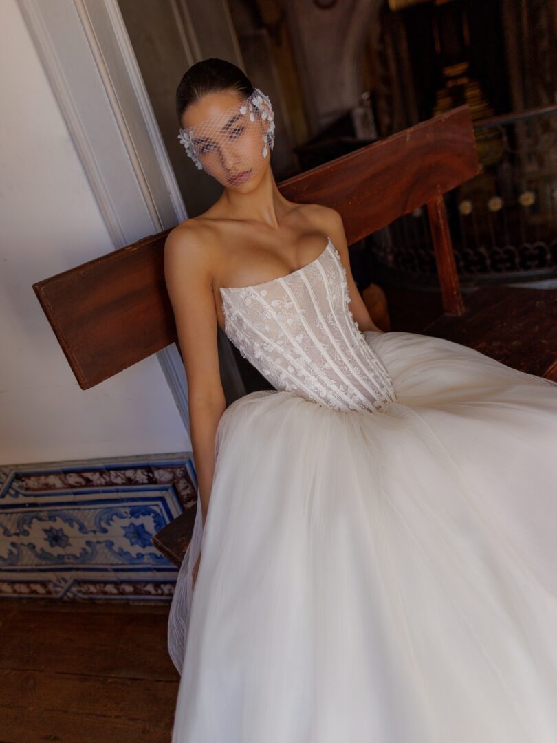 Lacing wedding dress «Elite» with corset | WONA LA
