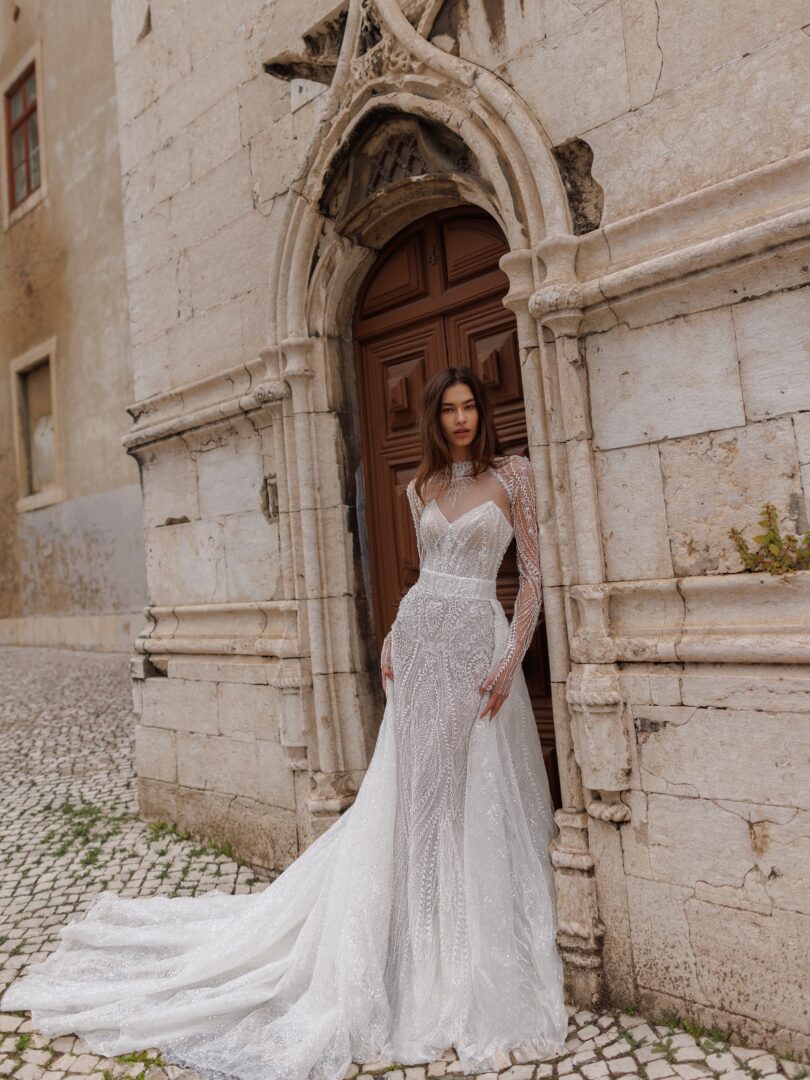 Closed wedding dress «Muscat» with bolero | WONA LA