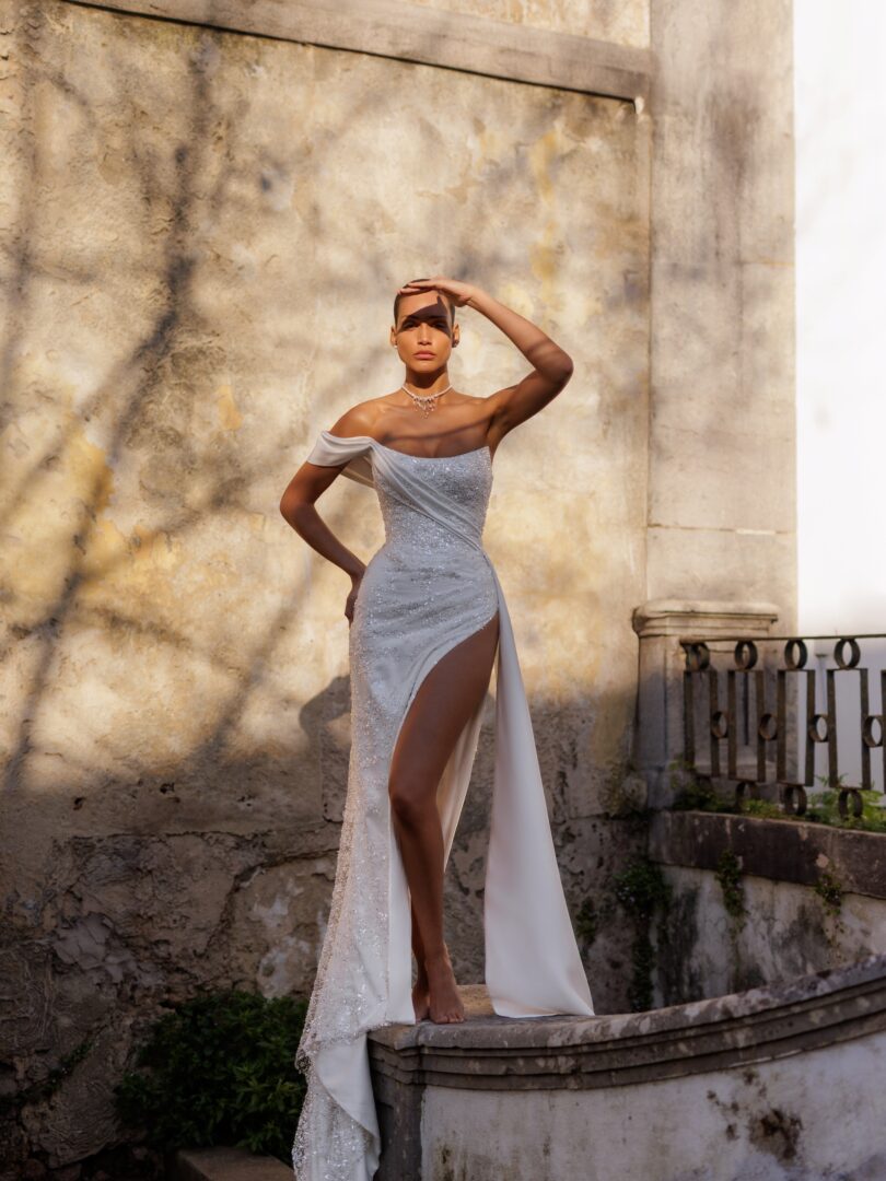Straight wedding dress «Saturn» with slit | WONA LA